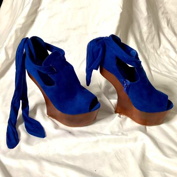 Privileged | Shoes | Royal Blue Platforms | Poshmark